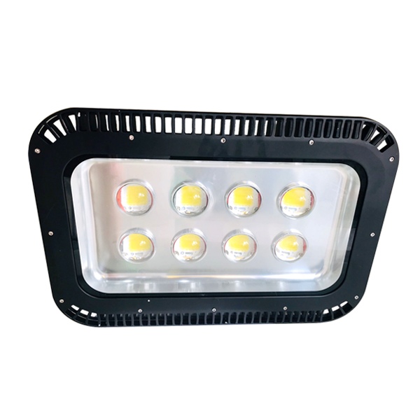 Đèn pha led 400W PNC11 giá rẻ